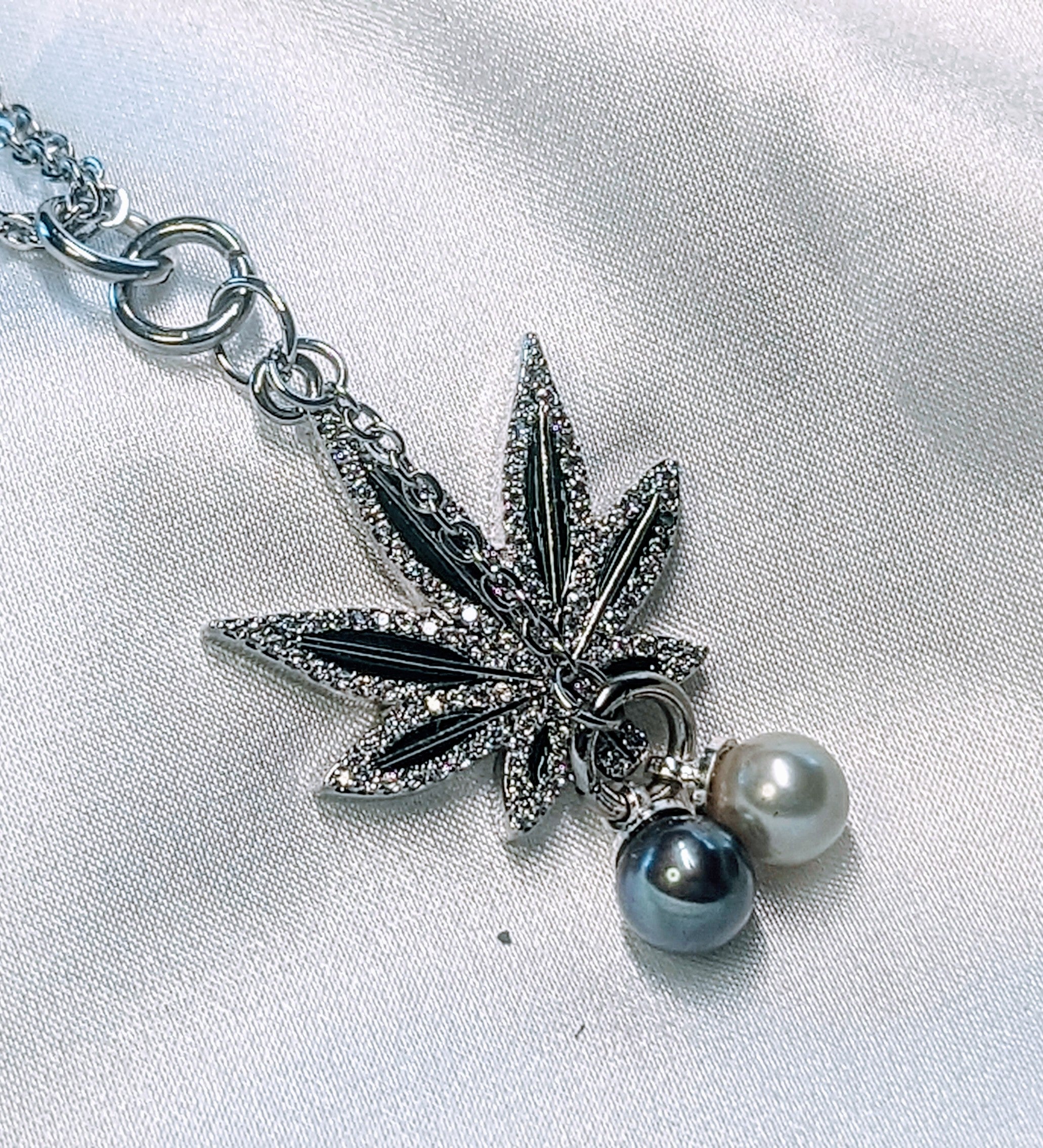 Pearl Envy