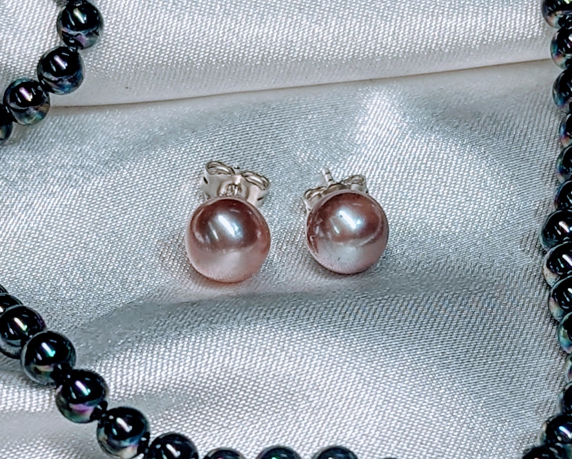 Pearl Envy